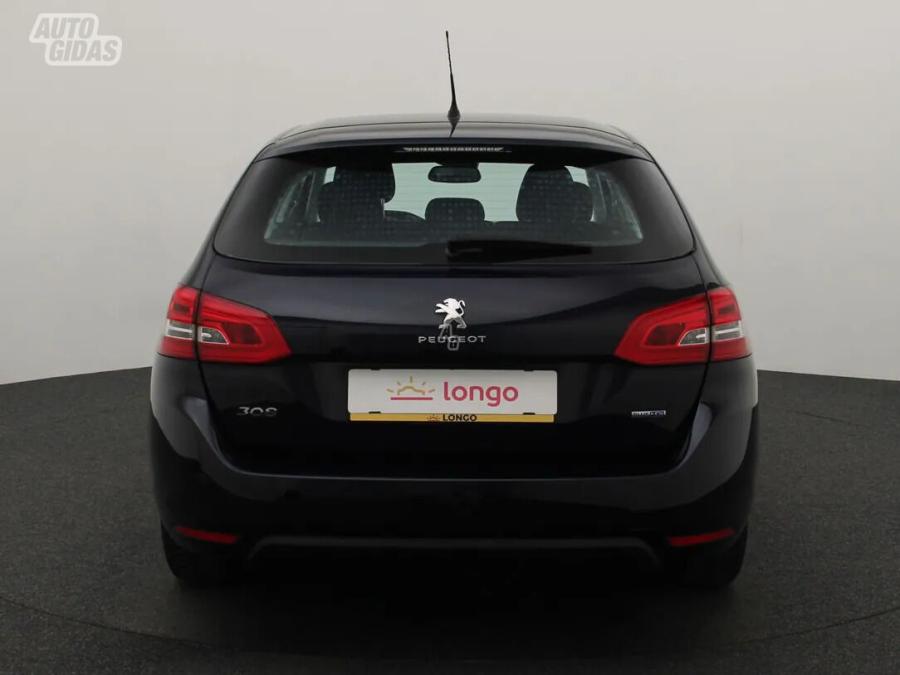 Blue Peugeot 308 2015 in Vilnius, with an engine capacity of 1.60 L and mileage of 216 thousand km for 5399 €, photo 6 on AUTOMOTO.COM.LV