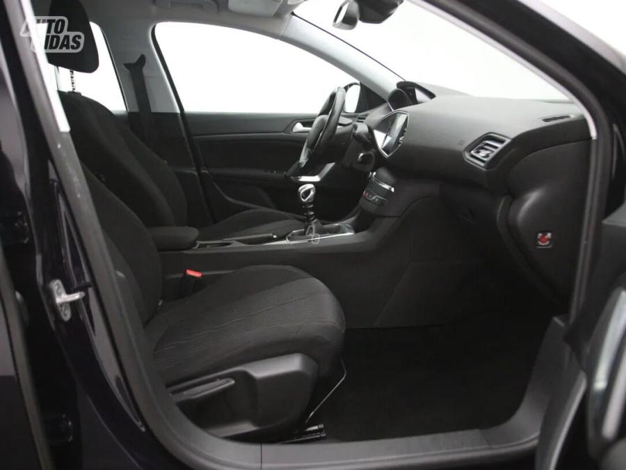 Blue Peugeot 308 2015 in Vilnius, with an engine capacity of 1.60 L and mileage of 216 thousand km for 5399 €, photo 15 on AUTOMOTO.COM.LV