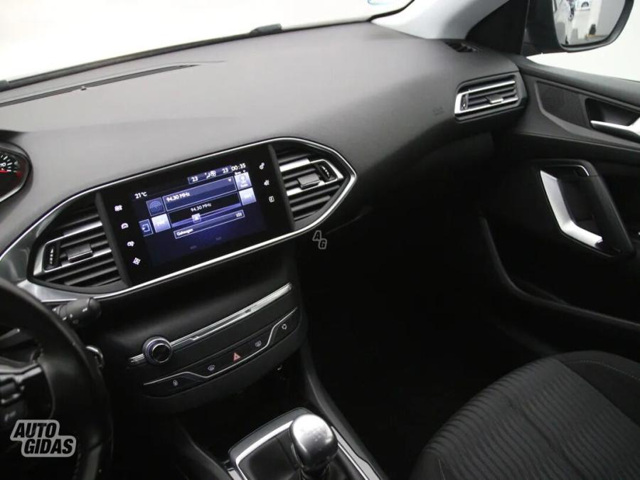 Blue Peugeot 308 2015 in Vilnius, with an engine capacity of 1.60 L and mileage of 216 thousand km for 5399 €, photo 22 on AUTOMOTO.COM.LV