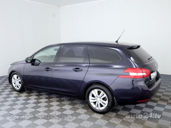 Zils Peugeot 308 2015 Tallina, ar dzinēja tilpumu 1.20 L un nobraukumu 192 tūkst. km par 2699 €, foto 4 vietnē AUTOMOTO.COM.LV