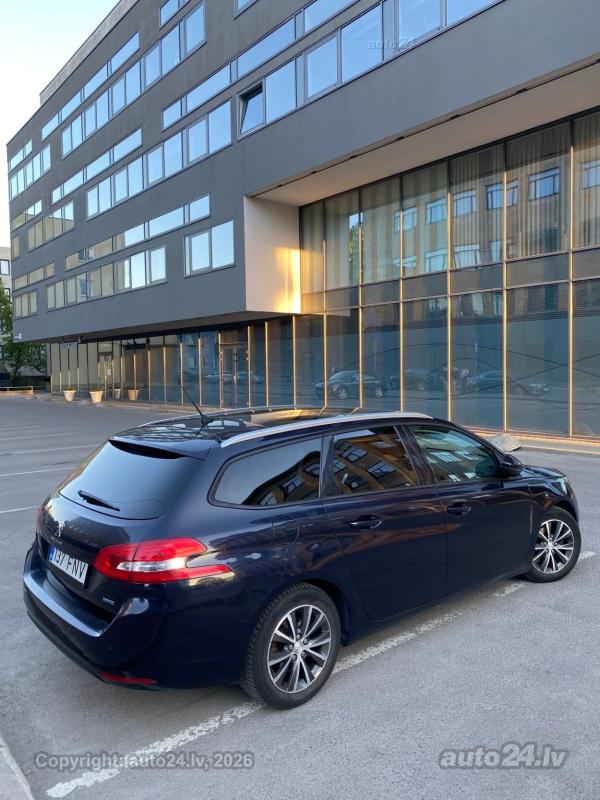 Zils Peugeot 308 2015 Tallina, ar dzinēja tilpumu 1.60 L un nobraukumu 267 tūkst. km par 4999 €, foto 3 vietnē AUTOMOTO.COM.LV