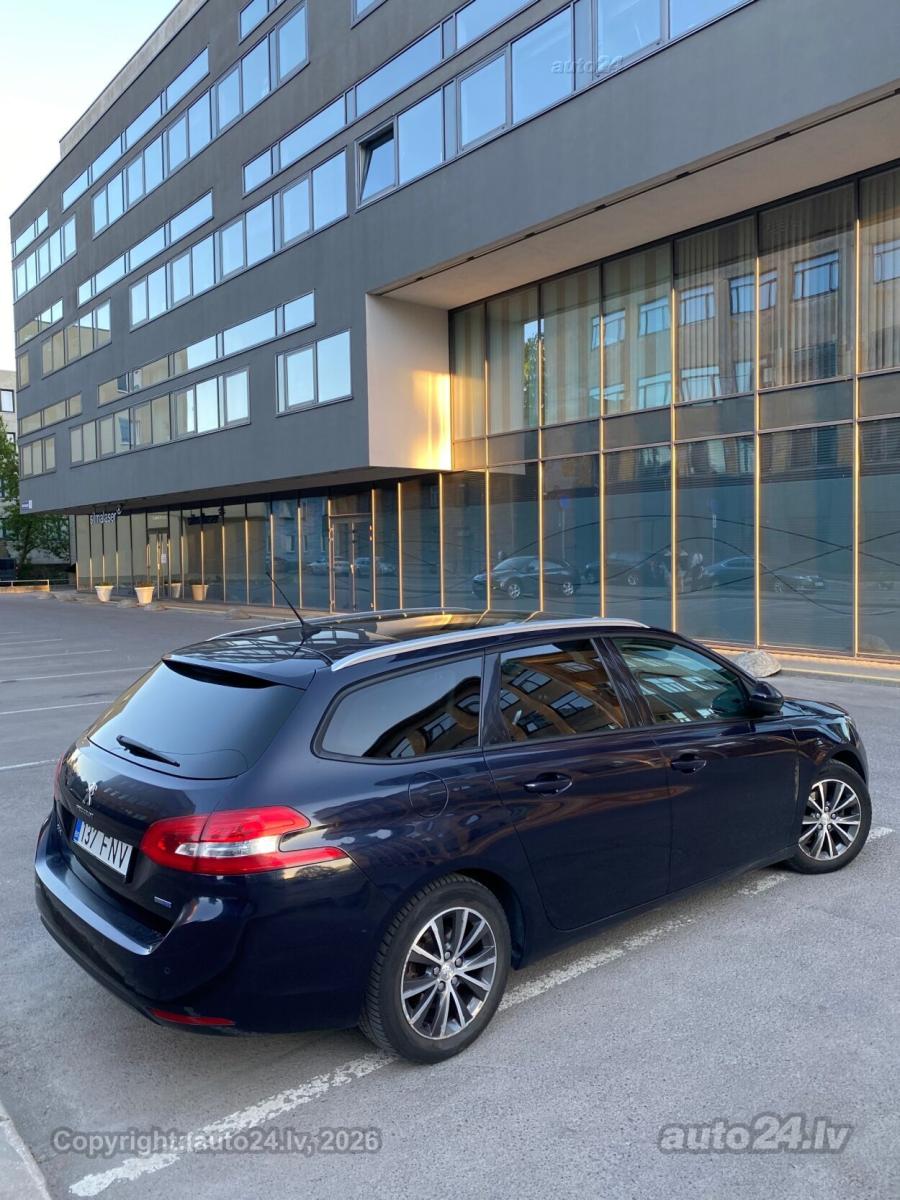 Zils Peugeot 308 2015 Tallina, ar dzinēja tilpumu 1.60 L un nobraukumu 267 tūkst. km par 4999 €, foto 4 vietnē AUTOMOTO.COM.LV