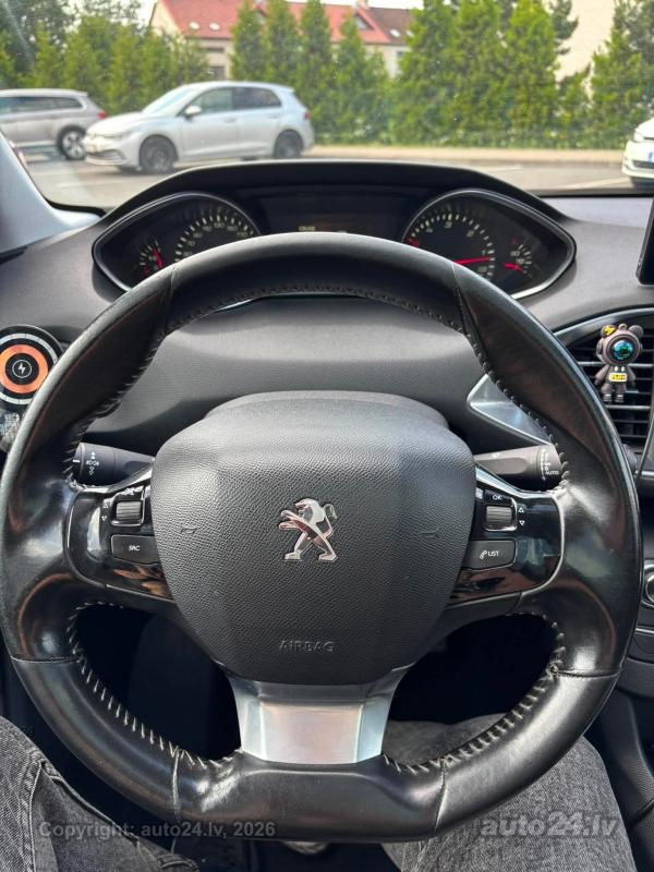 Zils Peugeot 308 2015 Tallina, ar dzinēja tilpumu 1.60 L un nobraukumu 267 tūkst. km par 4999 €, foto 8 vietnē AUTOMOTO.COM.LV