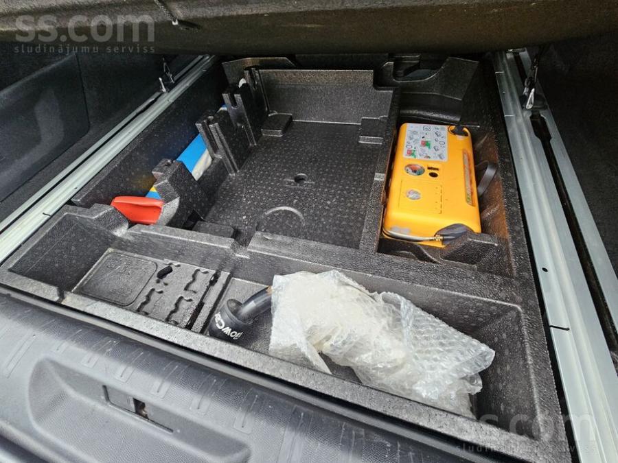 Zils Peugeot 308 2015 Ogre, ar dzinēja tilpumu 2.00 L un nobraukumu 230 tūkst. km par 7150 €, foto 22 vietnē AUTOMOTO.COM.LV