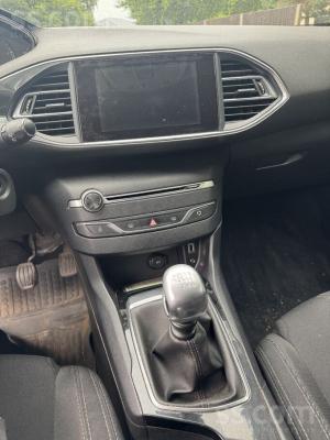 Zils Peugeot 308 2015 Rīga, ar dzinēja tilpumu 1.60 L un nobraukumu 433 tūkst. km par 800 €, foto 6 vietnē AUTOMOTO.COM.LV
