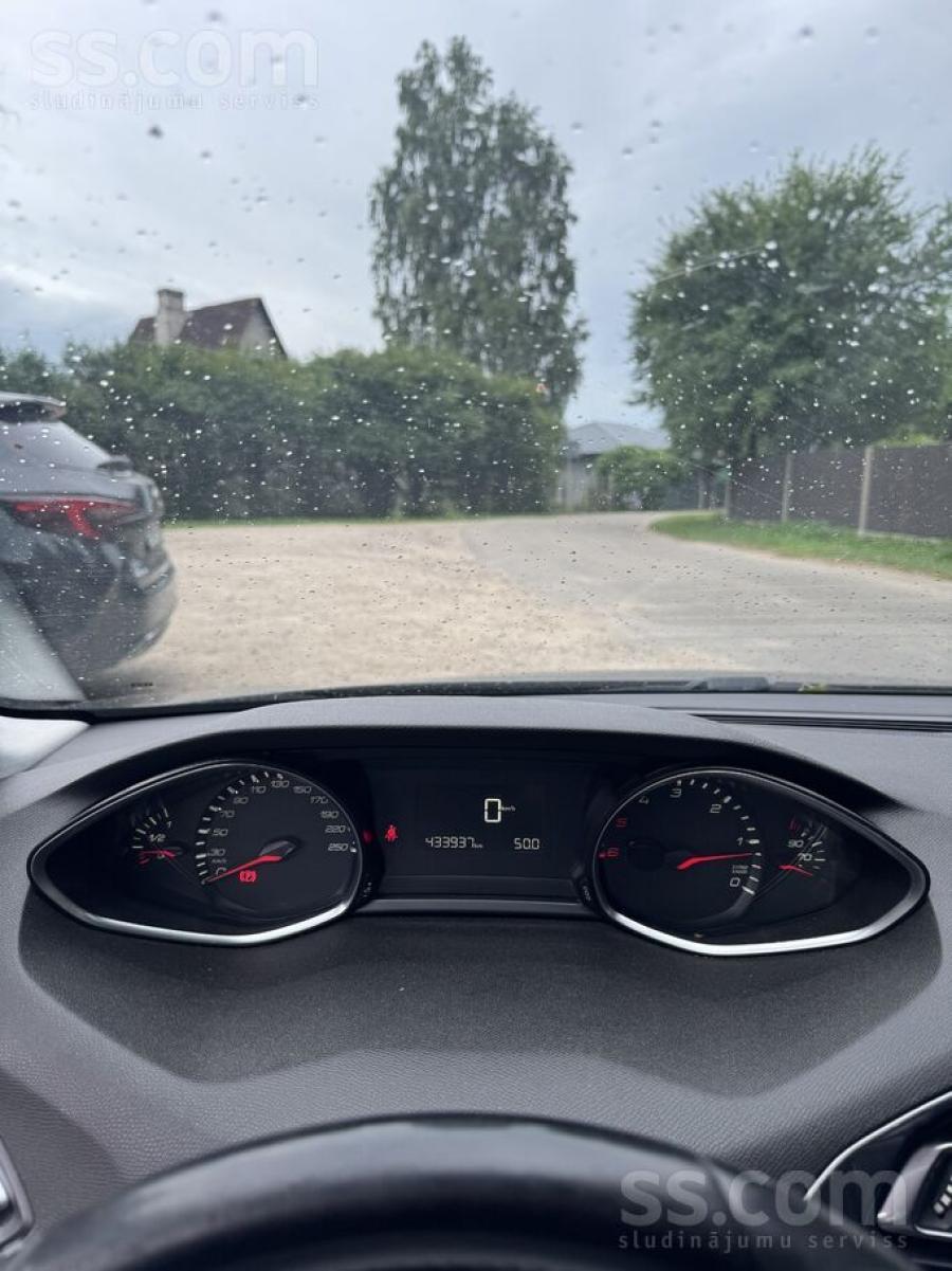 Zils Peugeot 308 2015 Rīga, ar dzinēja tilpumu 1.60 L un nobraukumu 433 tūkst. km par 800 €, foto 7 vietnē AUTOMOTO.COM.LV
