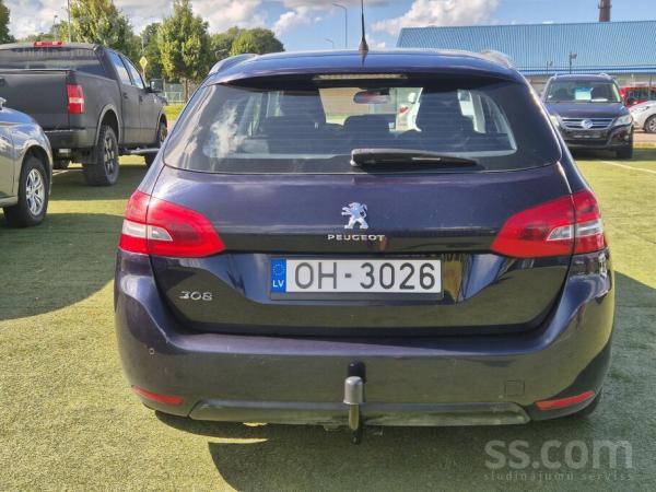 Zils Peugeot 308 2015 Liepāja, ar dzinēja tilpumu 1.20 L un nobraukumu 192 tūkst. km par 4600 €, foto 5 vietnē AUTOMOTO.COM.LV