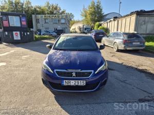Zils Peugeot 308 2015 Rīga, ar dzinēja tilpumu 2.00 L un nobraukumu 178 tūkst. km par 7490 €, foto 4 vietnē AUTOMOTO.COM.LV