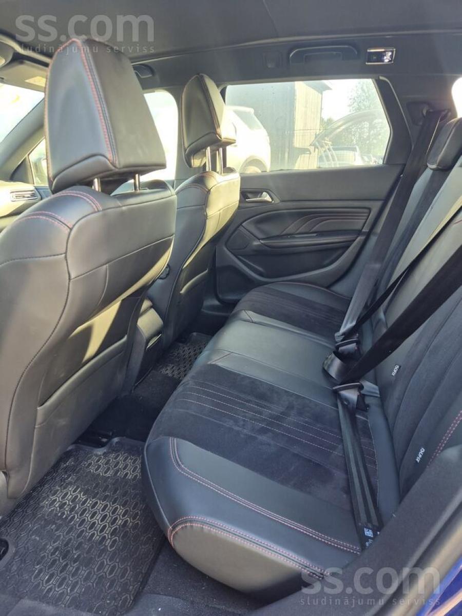 Zils Peugeot 308 2015 Rīga, ar dzinēja tilpumu 2.00 L un nobraukumu 178 tūkst. km par 7490 €, foto 11 vietnē AUTOMOTO.COM.LV