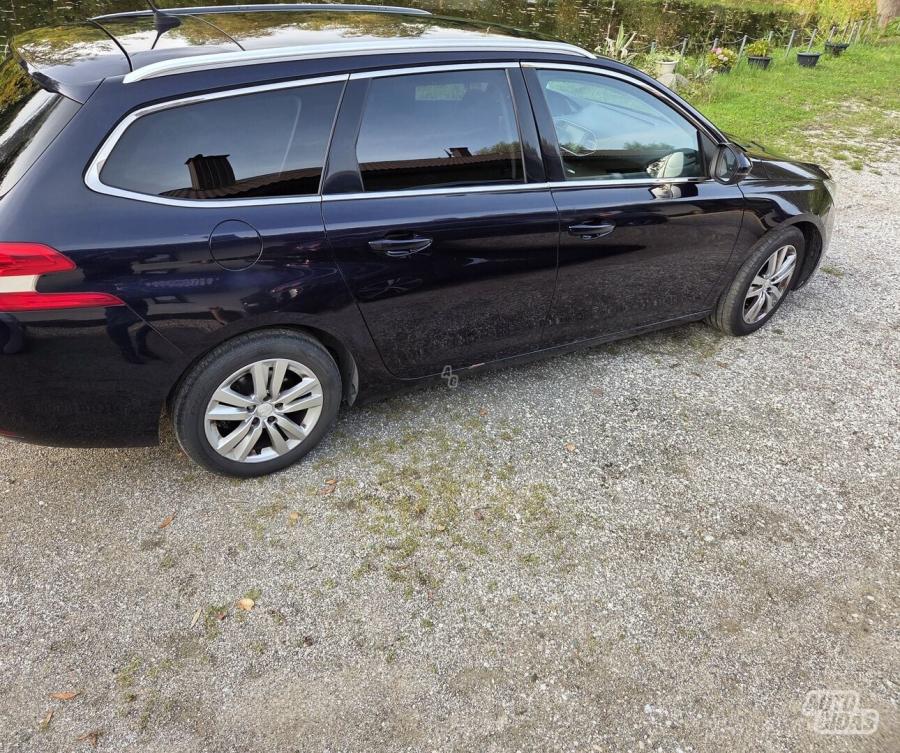 Blue Peugeot 308 2015 in Klaipeda, with an engine capacity of 1.60 L and mileage of 306 thousand km for 4150 €, photo 8 on AUTOMOTO.COM.LV