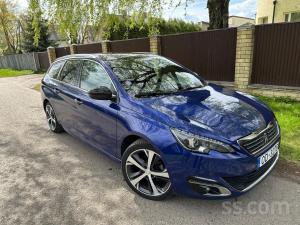 Blue Peugeot 308 2016 in Riga, with an engine capacity of 1.20 L and mileage of 129 thousand km for 7500 €, photo 3 on AUTOMOTO.COM.LV