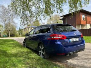Blue Peugeot 308 2016 in Riga, with an engine capacity of 1.20 L and mileage of 129 thousand km for 7500 €, photo 5 on AUTOMOTO.COM.LV
