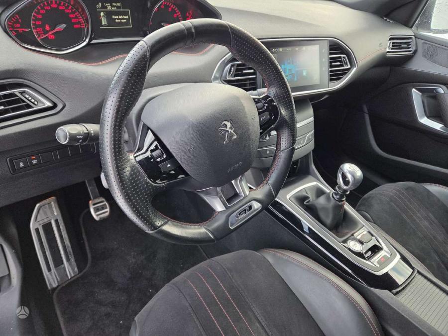 Blue Peugeot 308 2016 in Klaipeda, with an engine capacity of 1.60 L and mileage of 210 thousand km for 6900 €, photo 15 on AUTOMOTO.COM.LV