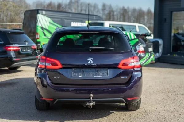 Blue Peugeot 308 2016 in Liepaja, with an engine capacity of 1.60 L and mileage of 210 thousand km for 8350 €, photo 3 on AUTOMOTO.COM.LV