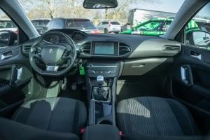 Zils Peugeot 308 2016 Liepāja, ar dzinēja tilpumu 1.60 L un nobraukumu 210 tūkst. km par 8350 €, foto 9 vietnē AUTOMOTO.COM.LV
