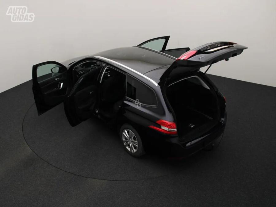 Blue Peugeot 308 2016 in Vilnius, with an engine capacity of 1.60 L and mileage of 200 thousand km for 6299 €, photo 14 on AUTOMOTO.COM.LV