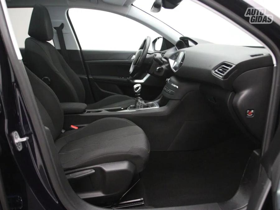 Blue Peugeot 308 2016 in Vilnius, with an engine capacity of 1.60 L and mileage of 200 thousand km for 6299 €, photo 15 on AUTOMOTO.COM.LV