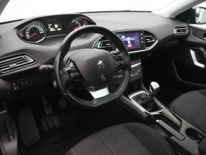 Blue Peugeot 308 2016 in Vilnius, with an engine capacity of 1.60 L and mileage of 200 thousand km for 6299 €, photo 17 on AUTOMOTO.COM.LV