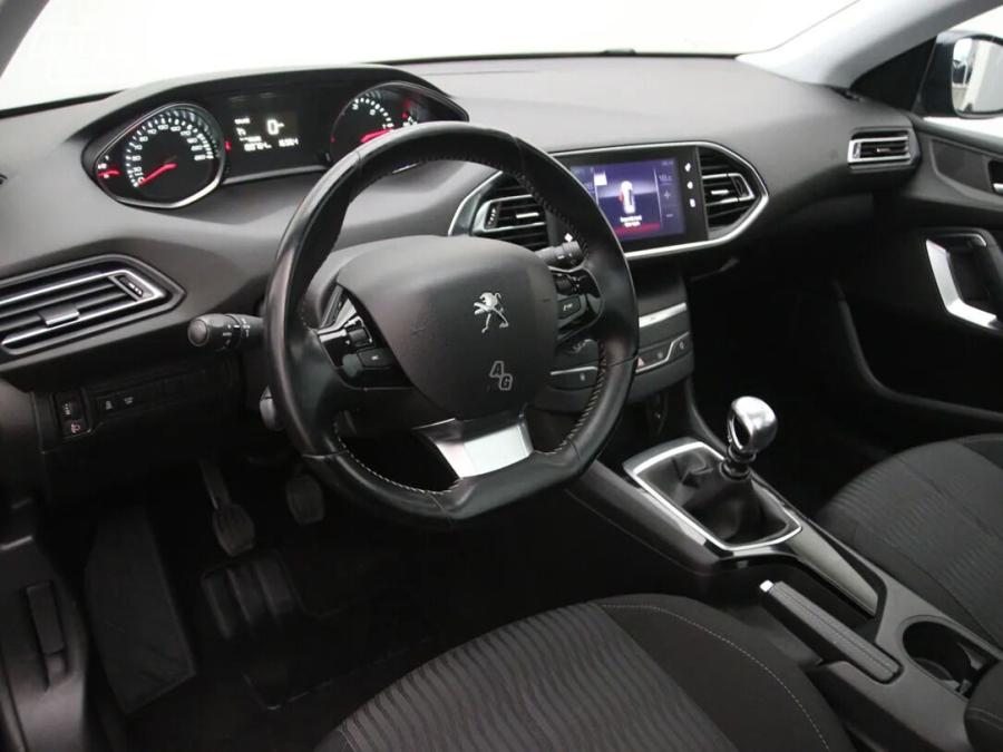 Blue Peugeot 308 2016 in Vilnius, with an engine capacity of 1.60 L and mileage of 200 thousand km for 6299 €, photo 17 on AUTOMOTO.COM.LV