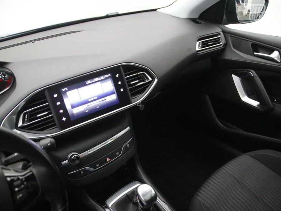 Blue Peugeot 308 2016 in Vilnius, with an engine capacity of 1.60 L and mileage of 200 thousand km for 6299 €, photo 22 on AUTOMOTO.COM.LV