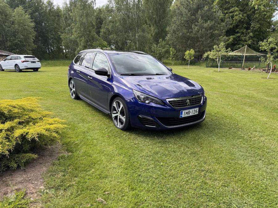 Blue Peugeot 308 2016 in Birzai, with an engine capacity of 1.60 L and mileage of 301 thousand km for 3400 €, photo 1 on AUTOMOTO.COM.LV