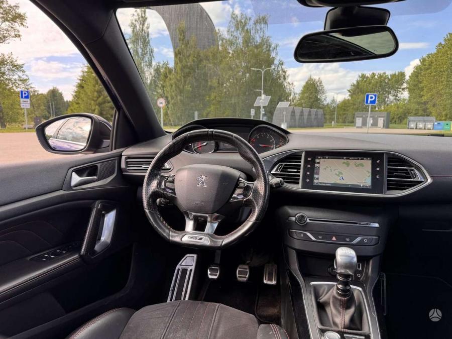 Blue Peugeot 308 2016 in Birzai, with an engine capacity of 1.60 L and mileage of 301 thousand km for 3400 €, photo 4 on AUTOMOTO.COM.LV