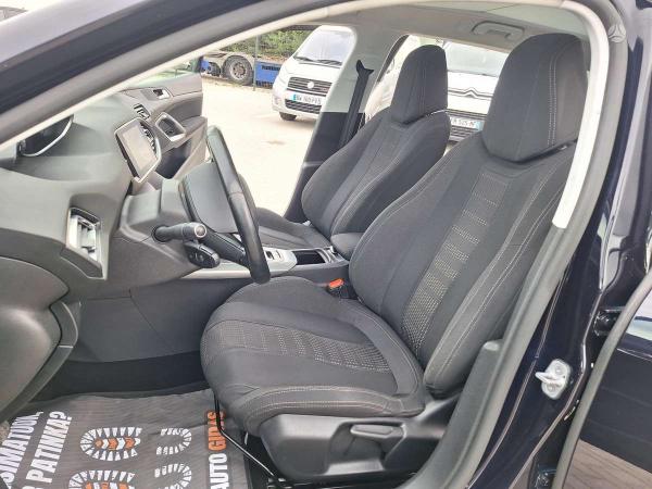 Blue Peugeot 308 2016 in Taurage, with an engine capacity of 1.20 L and mileage of 138 thousand km for 4999 €, photo 9 on AUTOMOTO.COM.LV