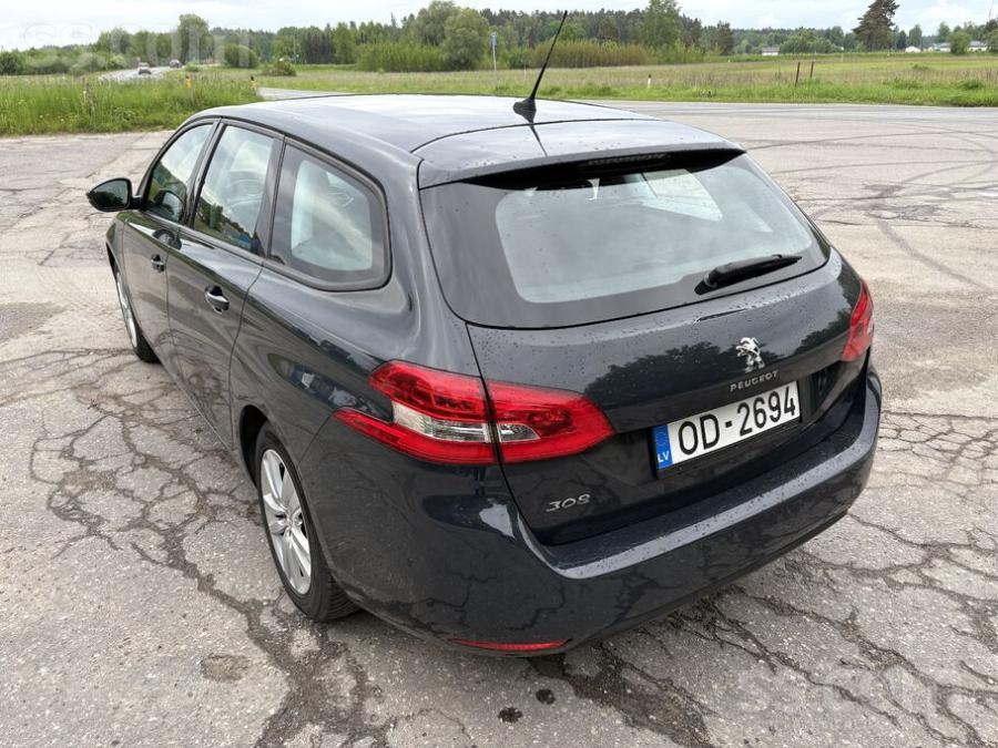 Blue Peugeot 308 2017 in Riga, with an engine capacity of 1.60 L and mileage of 192 thousand km for 6900 €, photo 7 on AUTOMOTO.COM.LV