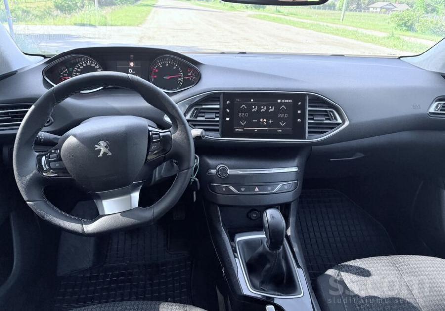 Blue Peugeot 308 2017 in Riga, with an engine capacity of 1.60 L and mileage of 192 thousand km for 6900 €, photo 14 on AUTOMOTO.COM.LV