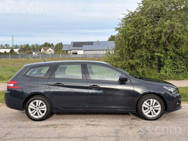 Zils Peugeot 308 2017 Rīga, ar dzinēja tilpumu 1.60 L un nobraukumu 196 tūkst. km par 6300 €, foto 6 vietnē AUTOMOTO.COM.LV