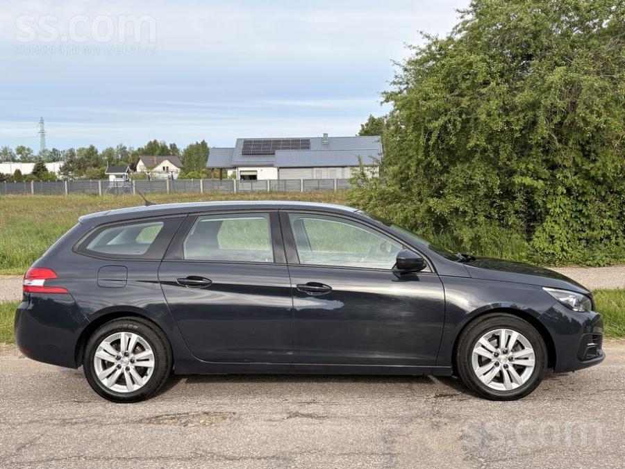 Blue Peugeot 308 2017 in Riga, with an engine capacity of 1.60 L and mileage of 196 thousand km for 5600 €, photo 7 on AUTOMOTO.COM.LV