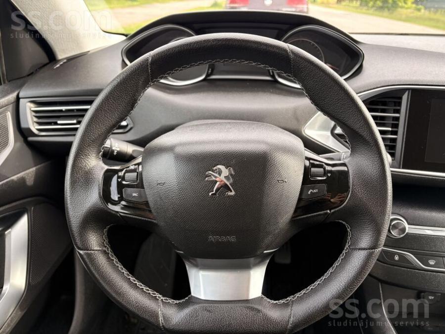 Blue Peugeot 308 2017 in Riga, with an engine capacity of 1.60 L and mileage of 196 thousand km for 5600 €, photo 11 on AUTOMOTO.COM.LV