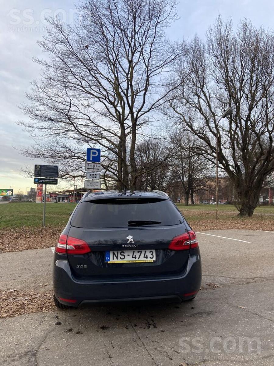 Blue Peugeot 308 2017 in Riga, with an engine capacity of 1.50 L and mileage of 191 thousand km for 6000 €, photo 7 on AUTOMOTO.COM.LV