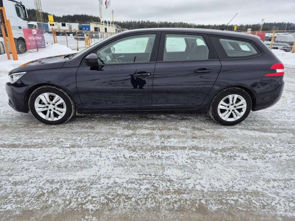 Zils Peugeot 308 2018 Viļņa, ar dzinēja tilpumu 1.50 L un nobraukumu 178 tūkst. km par 6700 €, foto 7 vietnē AUTOMOTO.COM.LV