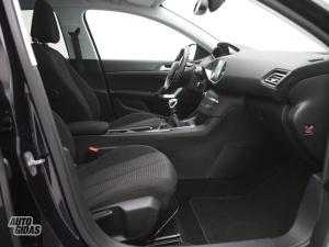 Blue Peugeot 308 2018 in Vilnius, with an engine capacity of 1.20 L and mileage of 177 thousand km for 7399 €, photo 15 on AUTOMOTO.COM.LV
