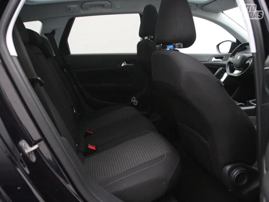 Blue Peugeot 308 2018 in Vilnius, with an engine capacity of 1.20 L and mileage of 177 thousand km for 7399 €, photo 16 on AUTOMOTO.COM.LV