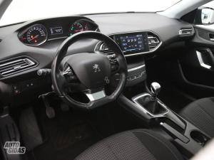 Blue Peugeot 308 2018 in Vilnius, with an engine capacity of 1.20 L and mileage of 177 thousand km for 7399 €, photo 17 on AUTOMOTO.COM.LV