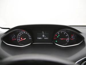 Blue Peugeot 308 2018 in Vilnius, with an engine capacity of 1.20 L and mileage of 177 thousand km for 7399 €, photo 20 on AUTOMOTO.COM.LV