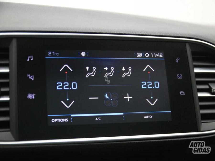 Blue Peugeot 308 2018 in Vilnius, with an engine capacity of 1.20 L and mileage of 177 thousand km for 7399 €, photo 21 on AUTOMOTO.COM.LV
