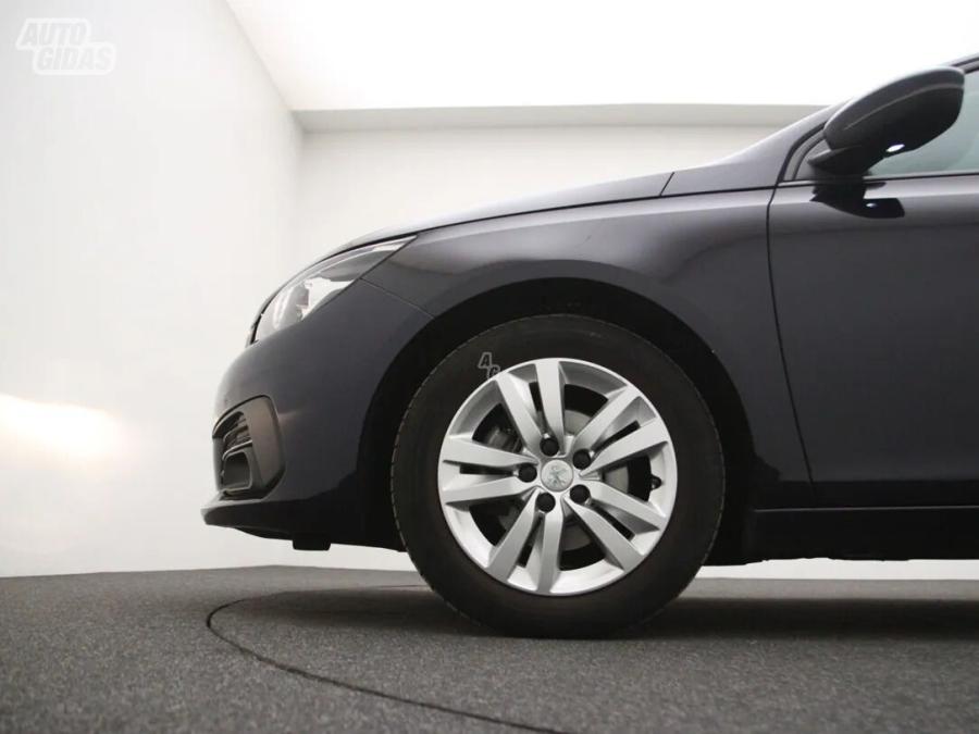 Blue Peugeot 308 2018 in Vilnius, with an engine capacity of 1.20 L and mileage of 177 thousand km for 7399 €, photo 28 on AUTOMOTO.COM.LV