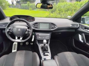 Blue Peugeot 308 2018 in Kaunas, with an engine capacity of 1.56 L and mileage of 190 thousand km for 5999 €, photo 9 on AUTOMOTO.COM.LV