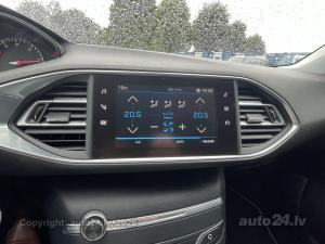 Zils Peugeot 308 2018 Tartu, ar dzinēja tilpumu 1.50 L un nobraukumu 196 tūkst. km par 9990 €, foto 18 vietnē AUTOMOTO.COM.LV