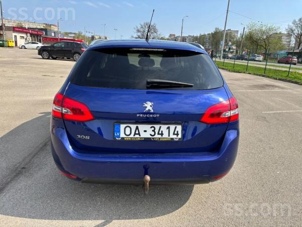 Zils Peugeot 308 2019 Rīga, ar dzinēja tilpumu 1.50 L un nobraukumu 191 tūkst. km par 8950 €, foto 6 vietnē AUTOMOTO.COM.LV
