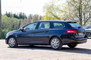 Zils Peugeot 308 2019 Rīga, ar dzinēja tilpumu 1.50 L un nobraukumu 192 tūkst. km par 6900 €, foto 2 vietnē AUTOMOTO.COM.LV