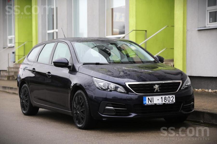 Blue Peugeot 308 2019 in Riga, with an engine capacity of 1.50 L and mileage of 221 thousand km for 5995 €, photo 4 on AUTOMOTO.COM.LV