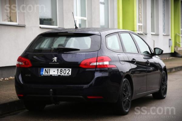 Blue Peugeot 308 2019 in Riga, with an engine capacity of 1.50 L and mileage of 221 thousand km for 6995 €, photo 6 on AUTOMOTO.COM.LV