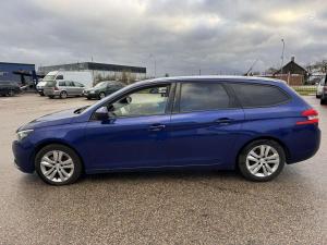 Blue Peugeot 308 2019 in Marijampole, with an engine capacity of 1.50 L and mileage of 204 thousand km for 7000 €, photo 2 on AUTOMOTO.COM.LV