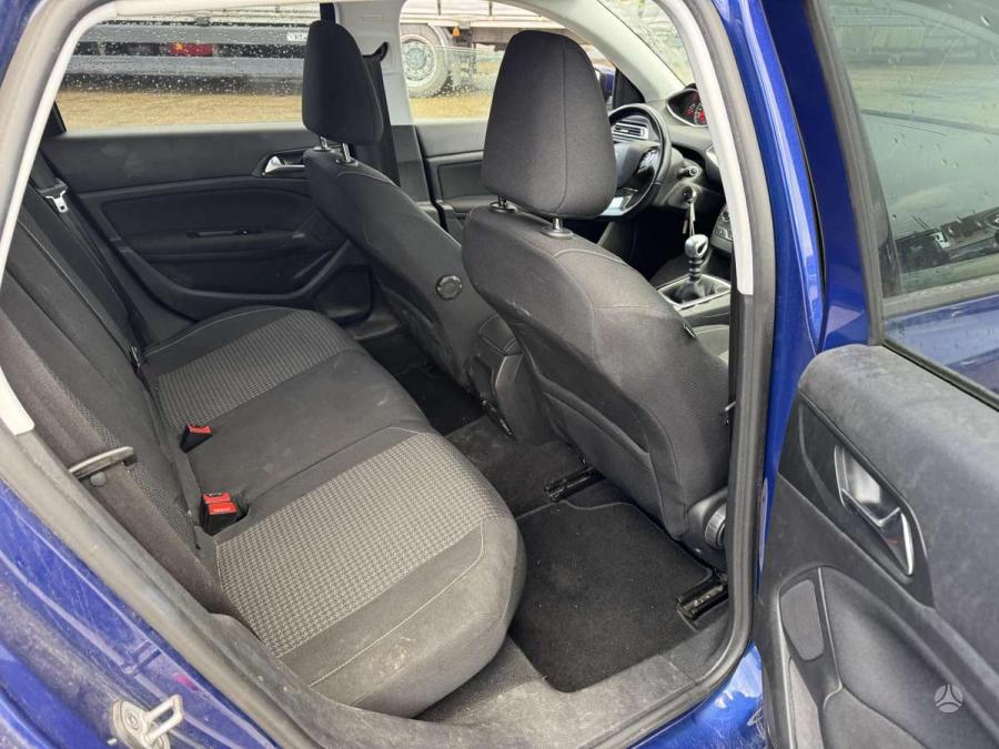 Blue Peugeot 308 2019 in Marijampole, with an engine capacity of 1.50 L and mileage of 204 thousand km for 7000 €, photo 12 on AUTOMOTO.COM.LV