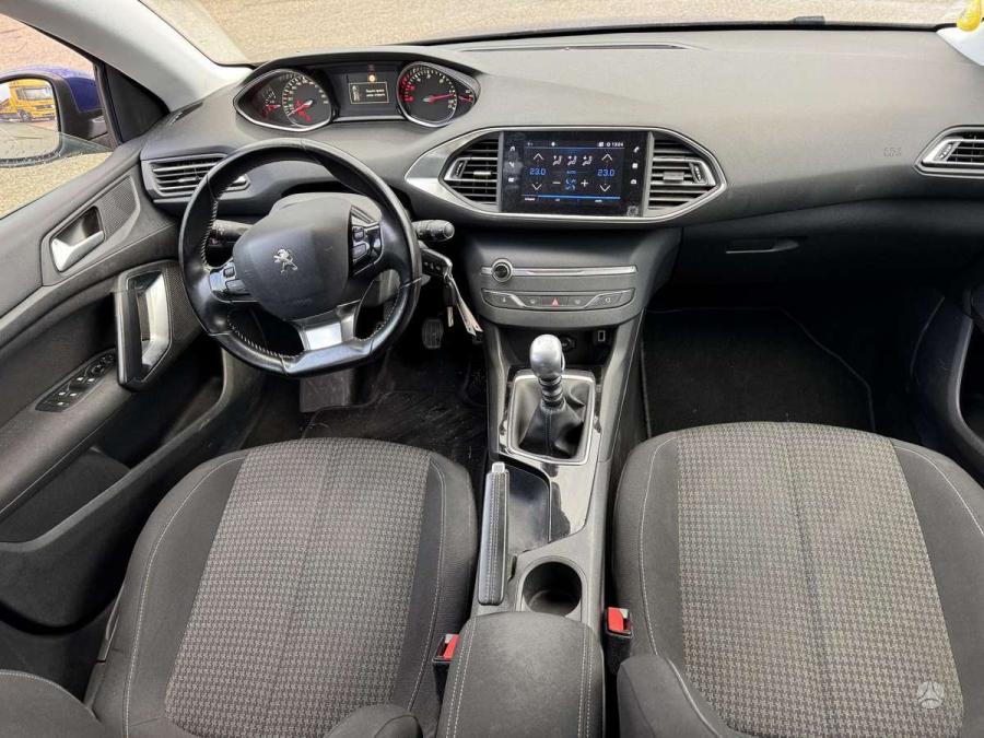 Blue Peugeot 308 2019 in Marijampole, with an engine capacity of 1.50 L and mileage of 204 thousand km for 7000 €, photo 13 on AUTOMOTO.COM.LV