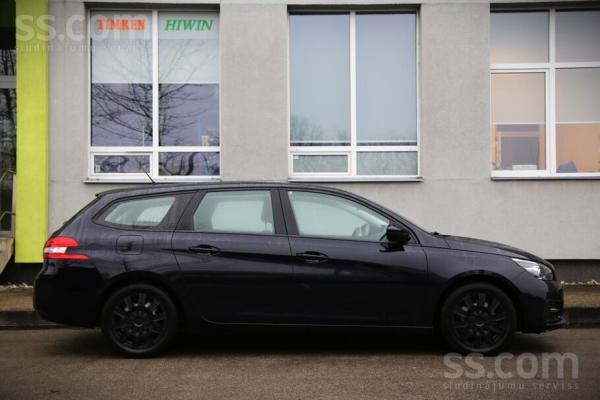 Zils Peugeot 308 2019 Rīga, ar dzinēja tilpumu 1.50 L un nobraukumu 221 tūkst. km par 5995 €, foto 3 vietnē AUTOMOTO.COM.LV